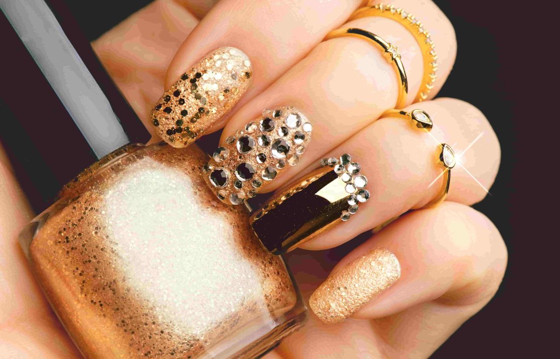 Nail Art Strass : La Bonne Idée