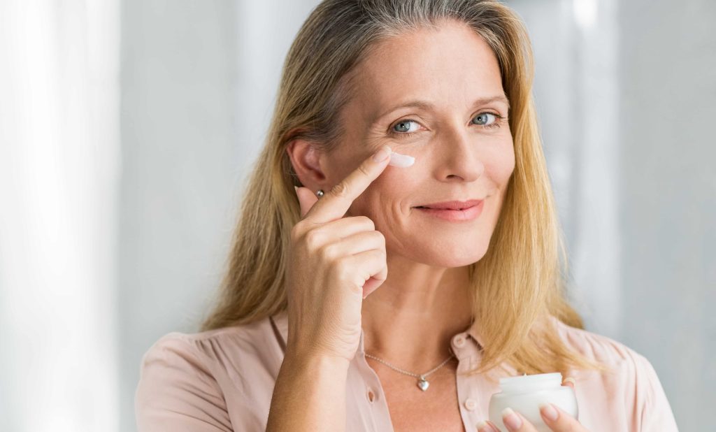 Rides du Visage : Le Soin Idéal en Fonction de votre Type de Ride